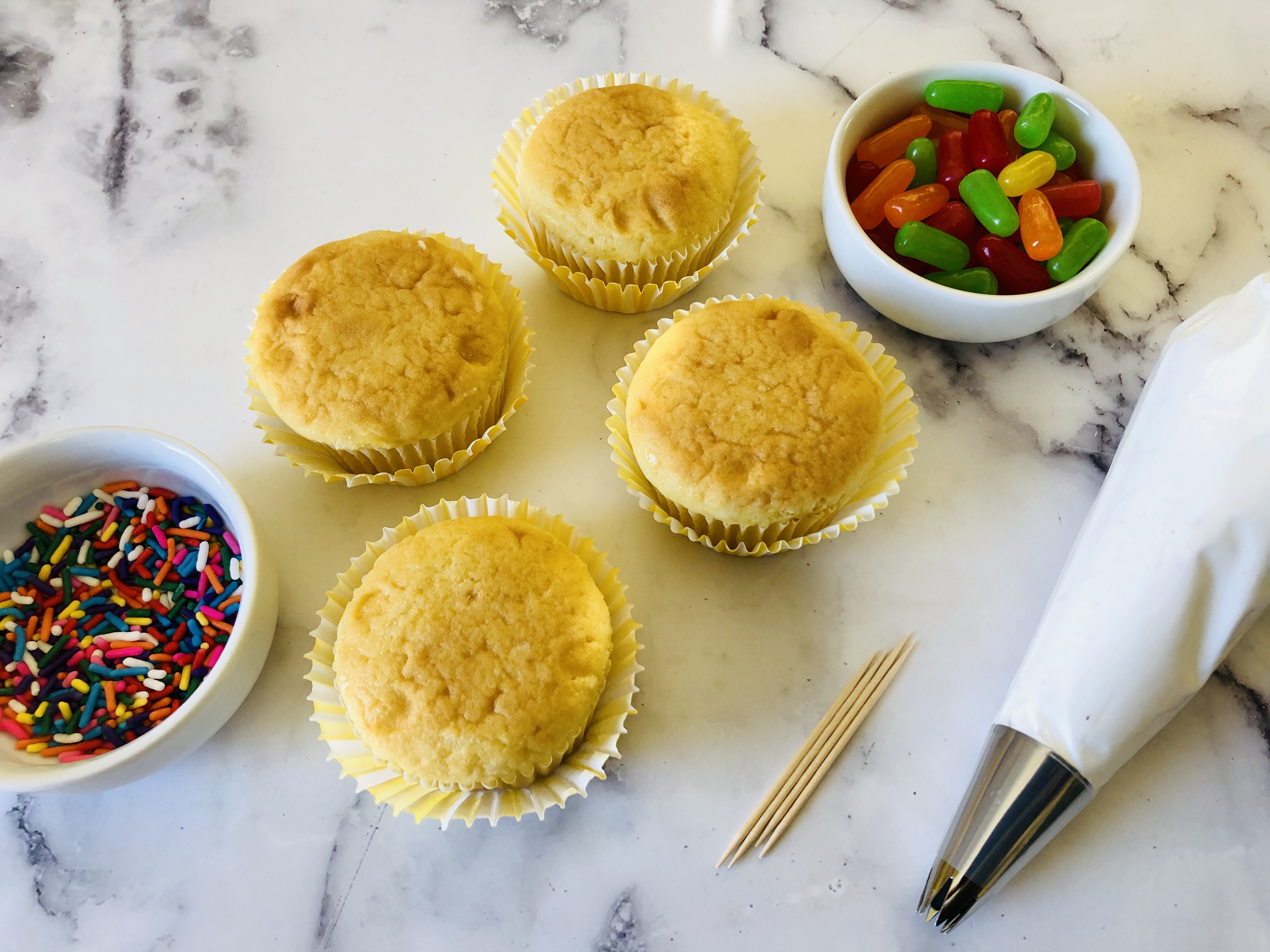 Popsicle Cupcakes for Summer | Cake Mix Recipes