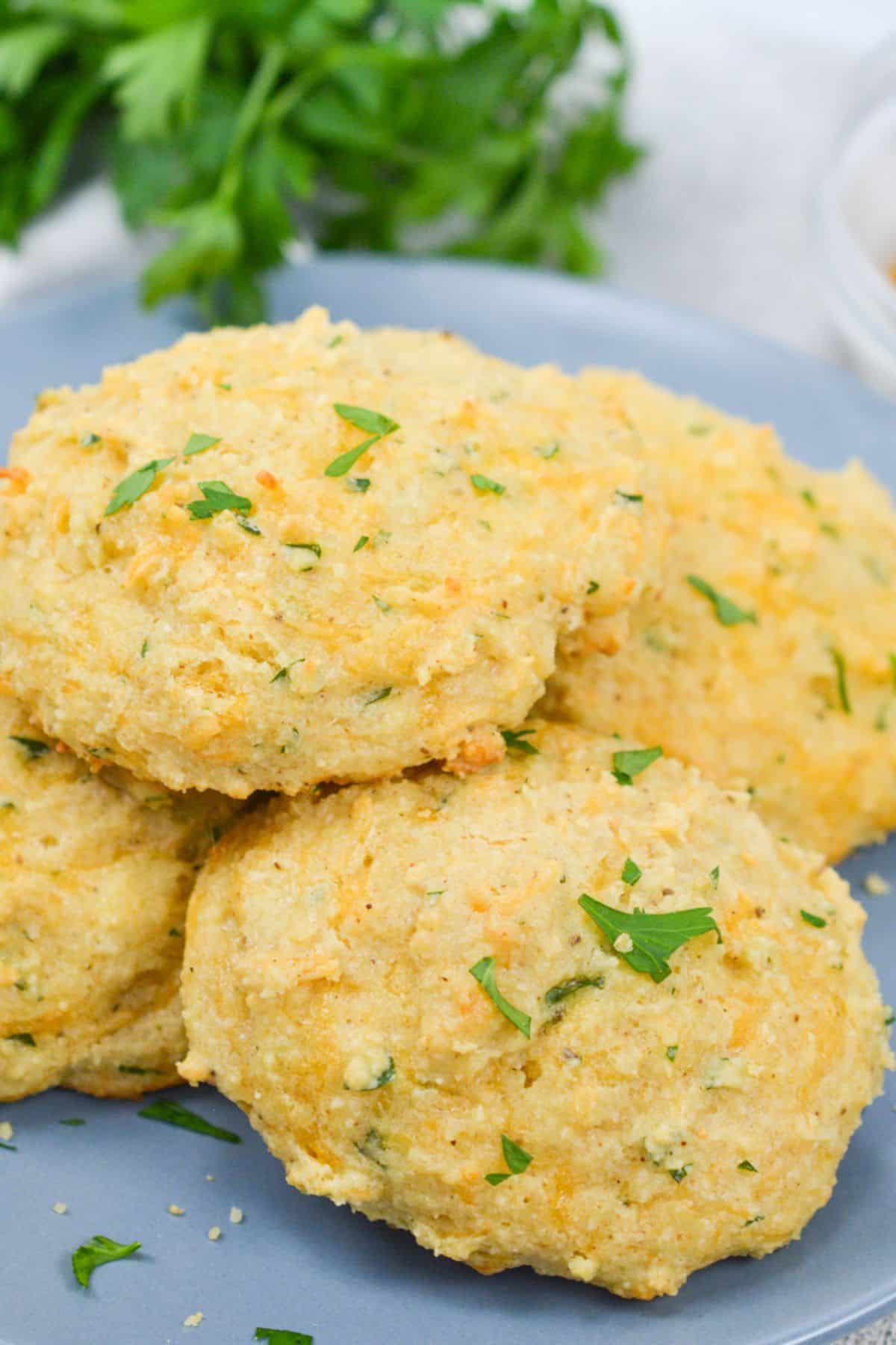 Bisquik Cheddar Biscuits - Cake Mix Recipes